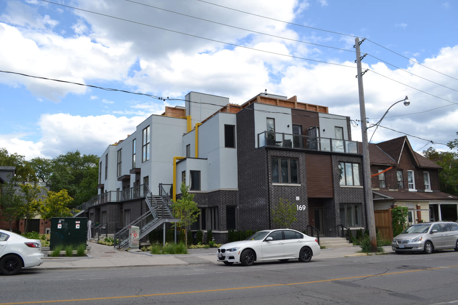 169-175 Jones Avenue, Toronto - 59 Project Management Inc.